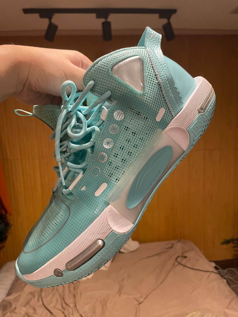 Way of Wade Shadow, Men's Fashion, Footwear, Sneakers on Carousell