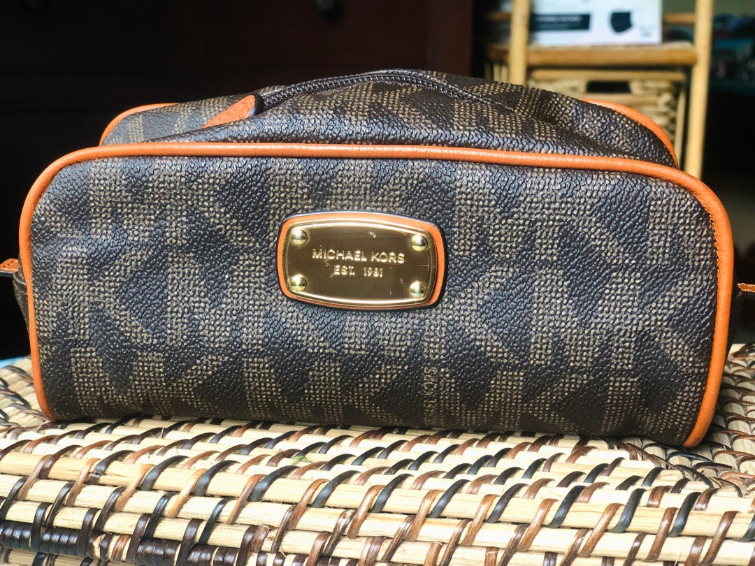 AUTH MK Pouch, Women's Fashion, Bags & Wallets, Purses & Pouches on ...