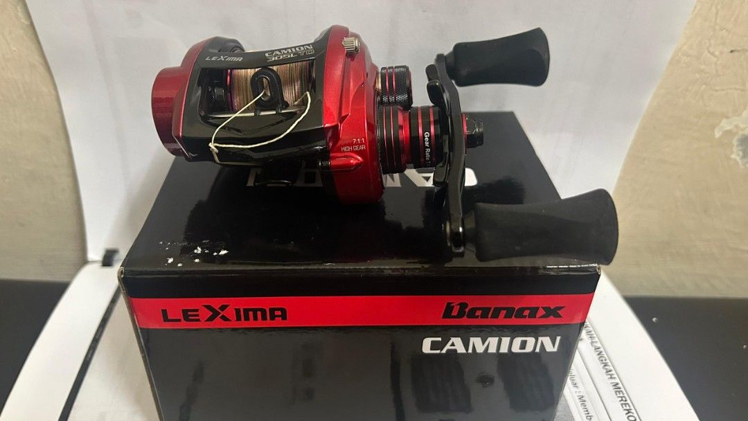 Banax Camion lexima 350L TD, Sports Equipment, Fishing on Carousell