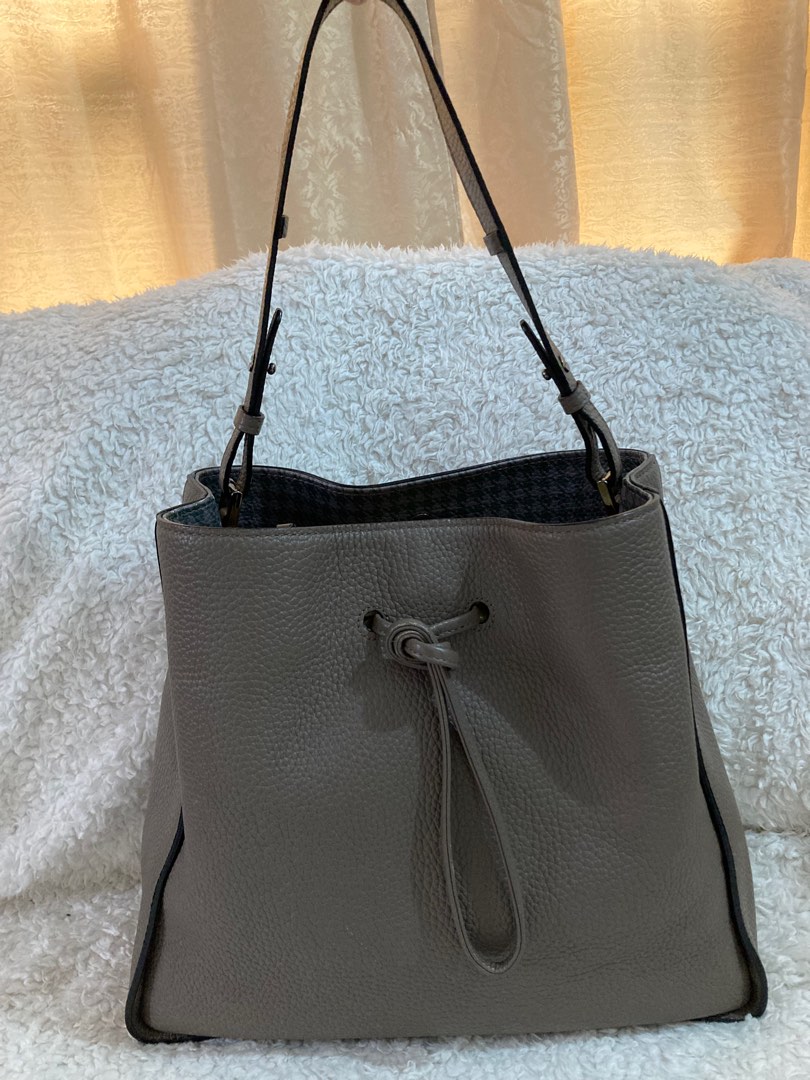 Bruno Magli Bucket Bag, Luxury, Bags & Wallets on Carousell