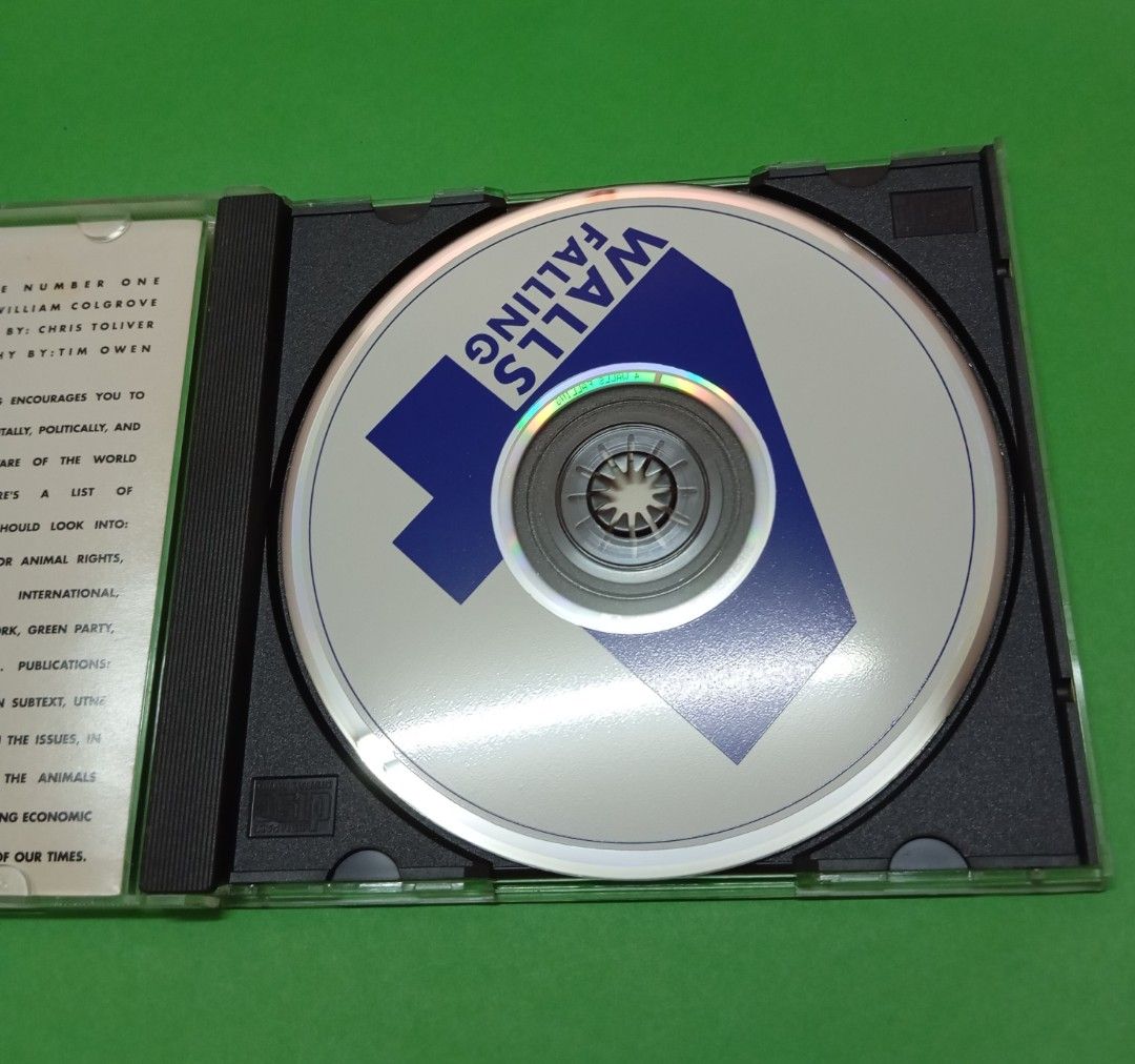 CD 4 WALLS FALLING : CULTURE SHOCK ALBUM (1991) HARDCORE PUNK POST ...