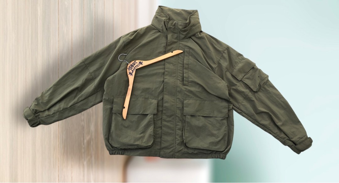 Gu packable hoodie, Women's Fashion, Coats, Jackets and Outerwear on ...