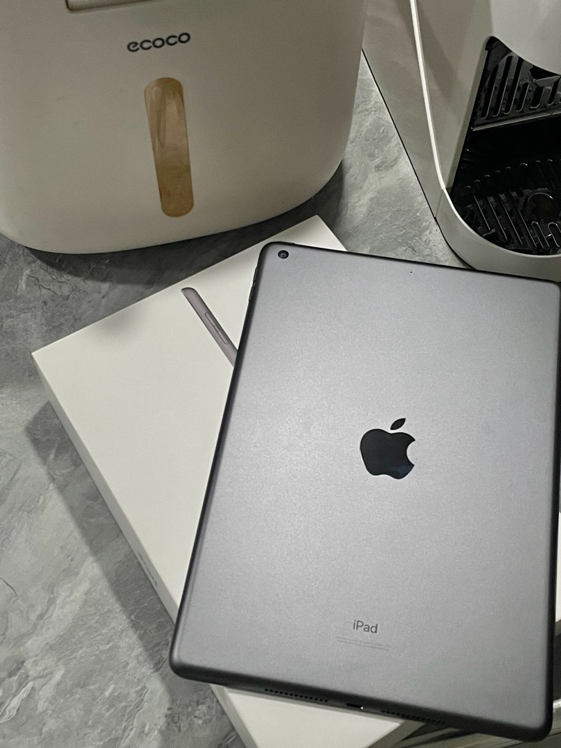 iPad 8th Generation | Space Gray | Wifi, Mobile Phones & Gadgets ...