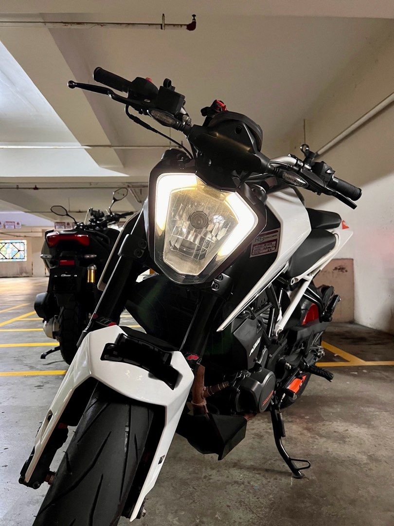 KTM Duke 200 V2 ABS, Motorbikes on Carousell