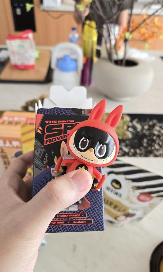 LABUBU CAPTAIN POPMART SPACE ADVENTURE, Toys & Collectibles, Mainan di ...