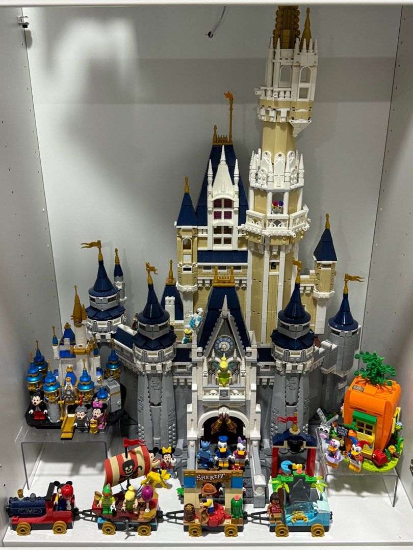 Lego 71040 Disney Castle, Hobbies & Toys, Toys & Games on Carousell