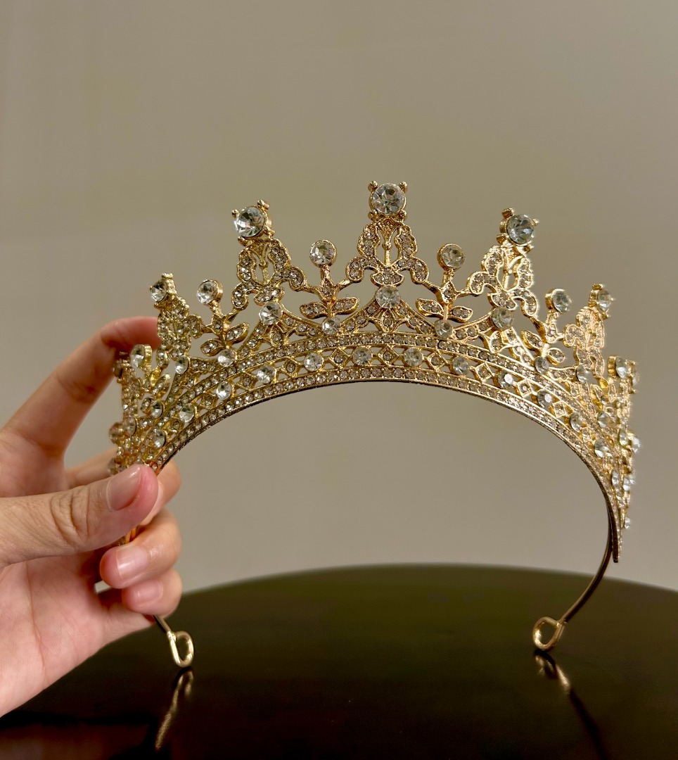 Malay Traditional Bridal Crown | Tiara Melayu Klasik, Women's Fashion ...