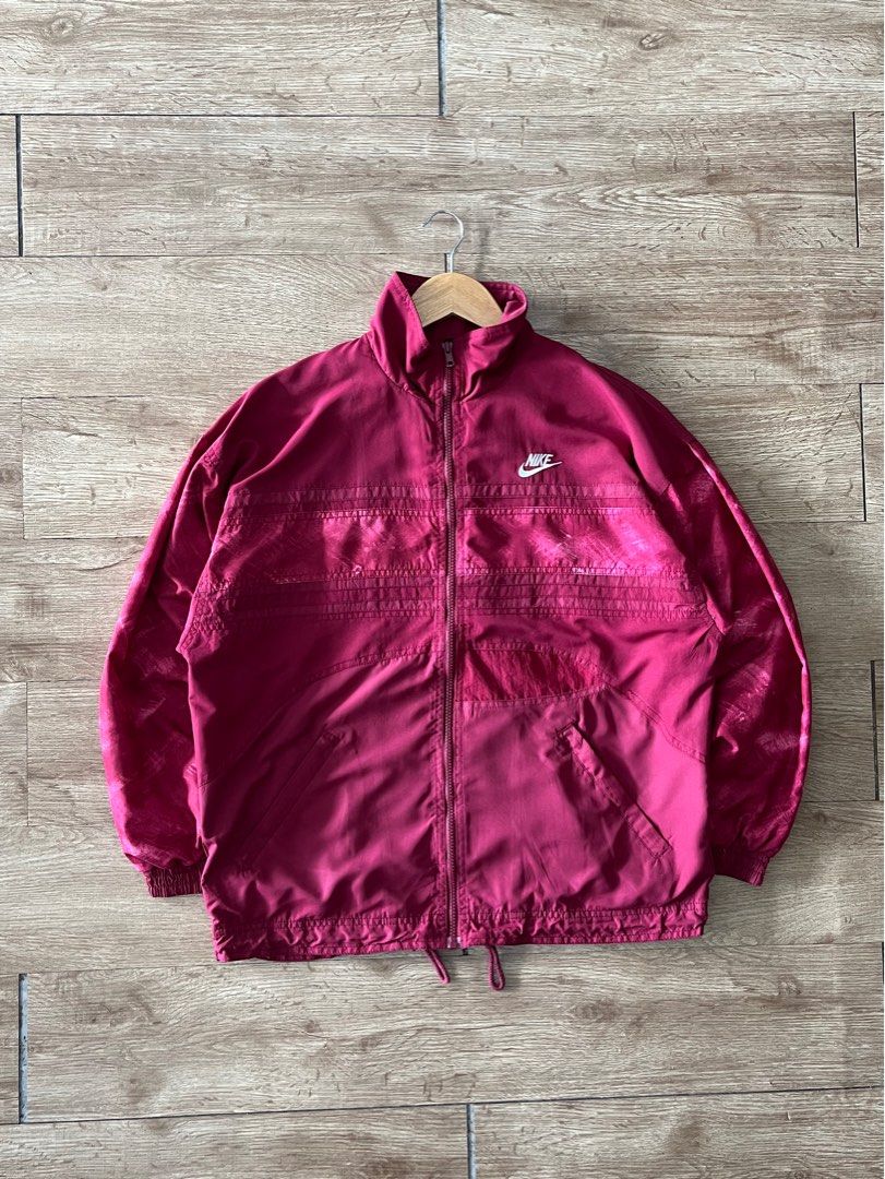 Nike Vintage Windbreaker Maroon ( Made in USA ), Men's Fashion, Coats ...