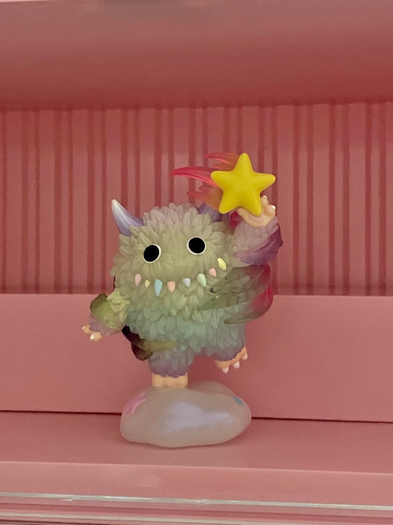 Popmart Monster Fluffy Instinctoy Catching Stars, Hobbies & Toys, Toys ...