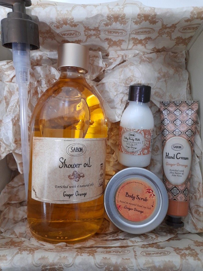Sabon Ginger Orange Gift Set 全新薑橙身體護理禮盒套裝連紙袋, 美容＆個人護理, 沐浴＆身體護理, 沐浴及身體護理 - 沐浴 - Carousell