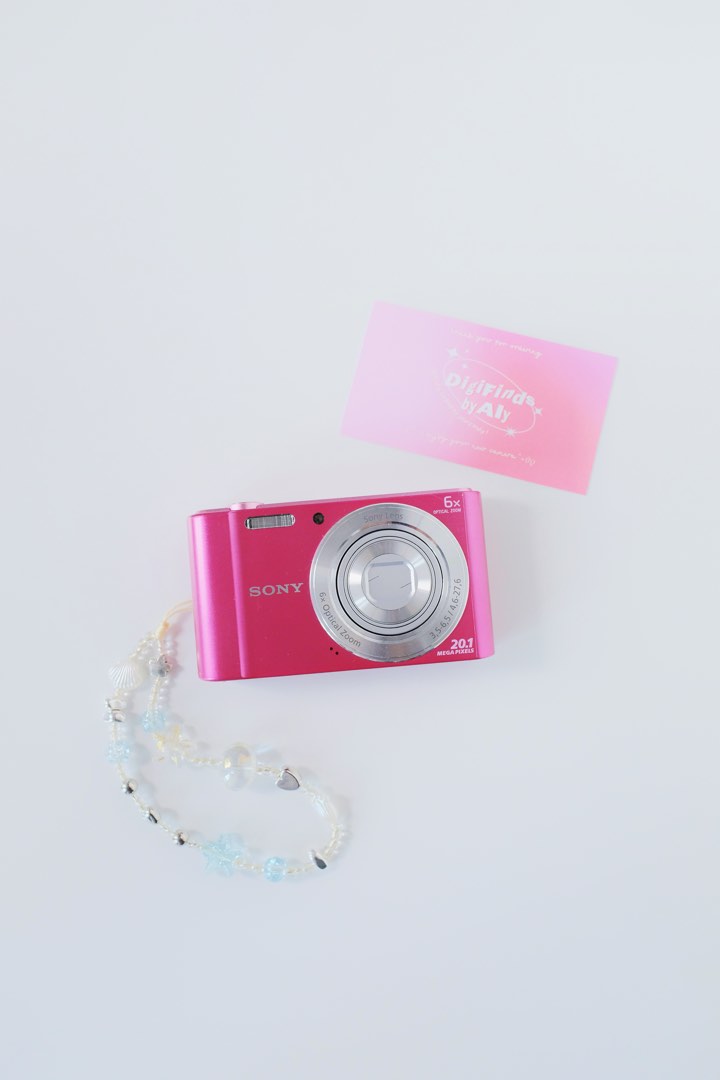 Sony Cybershot DSC-W810 Pink digicam 20mp, Photography, Cameras on ...
