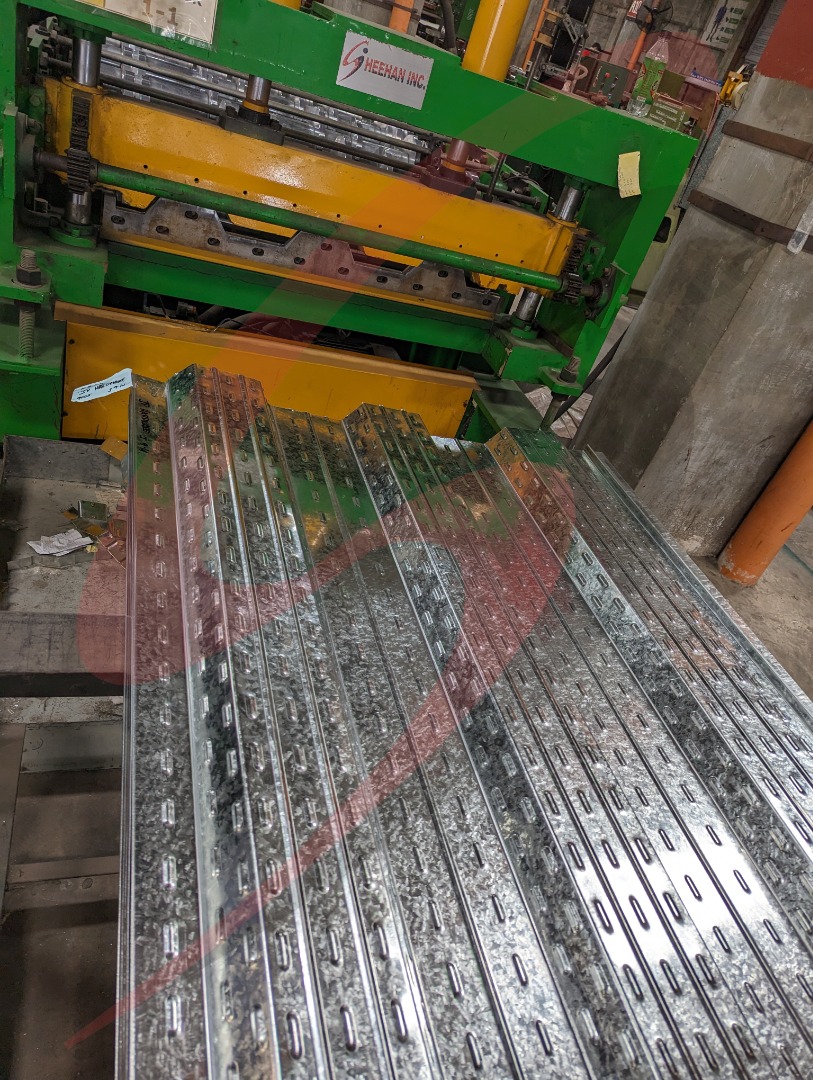Steel deck web structural concrete floor form deck decking Galvanized ...