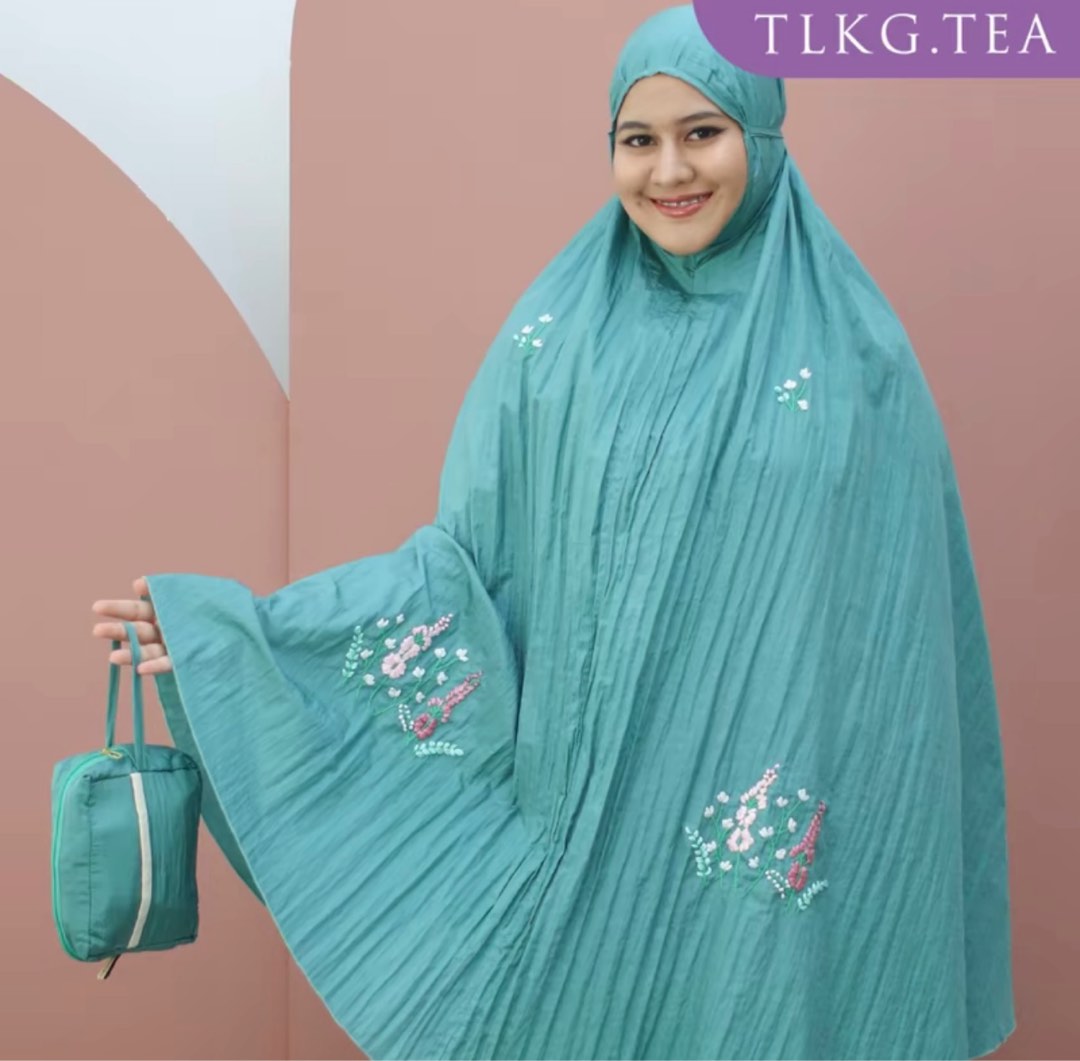 Telekung tea travel (mint), Women's Fashion, Muslimah Fashion, Prayer ...