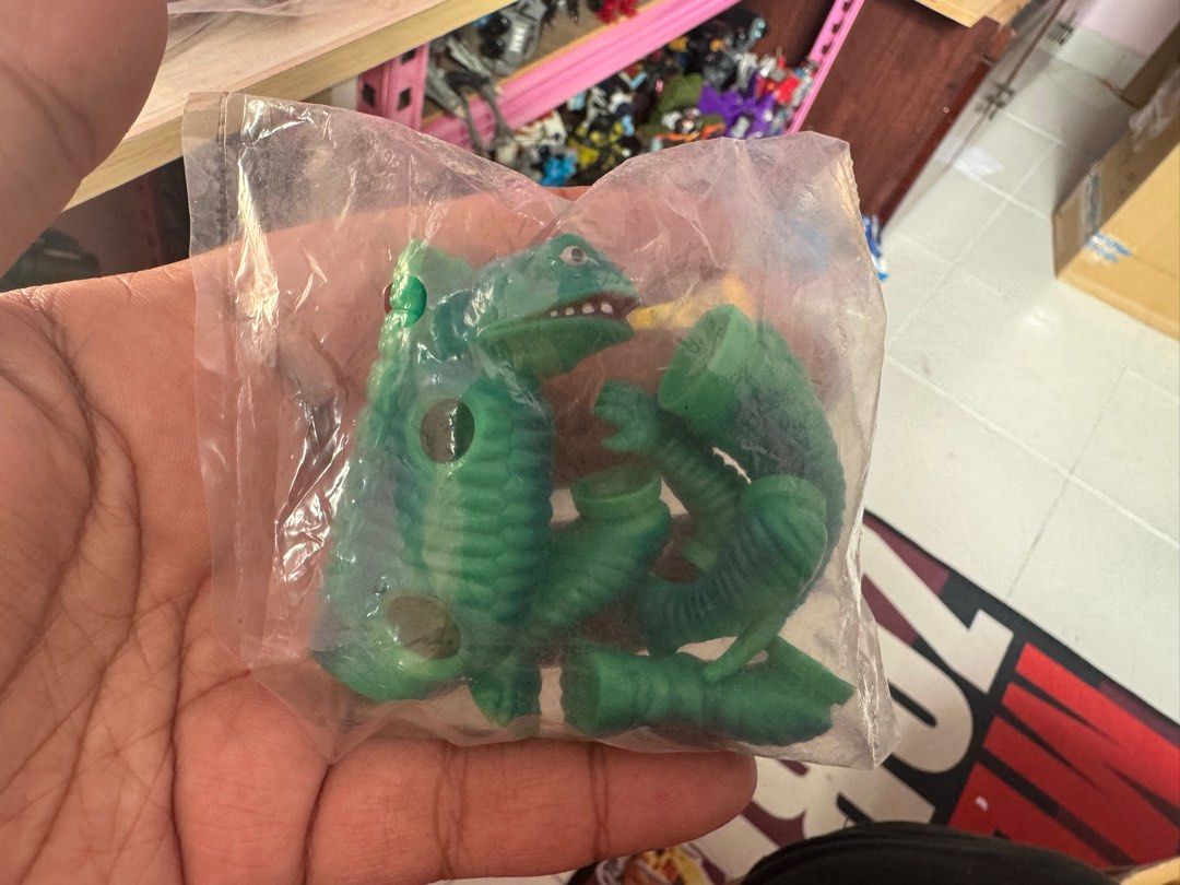 Ultraman KEMULAR and PEGILA Bullmark Mini Sofubi Ultra Kaiju Japanese ...