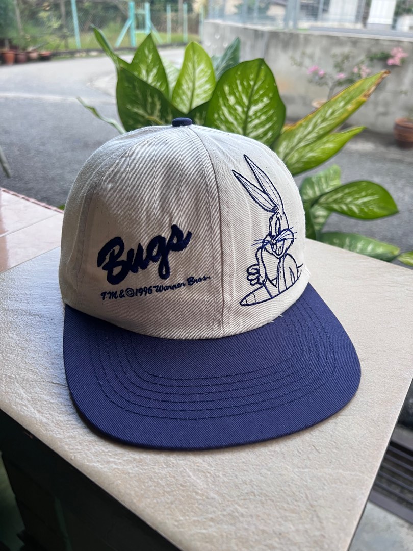 Vintage Bugs Bunny cap, Men's Fashion, Watches & Accessories, Cap ...