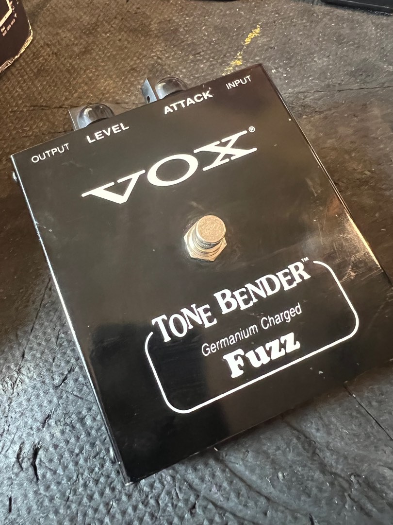 Vintage Vox Tone Bender Germanium Fuzz Guitar Pedal 90's, Hobbies & Toys, Music & Media, Musical ...