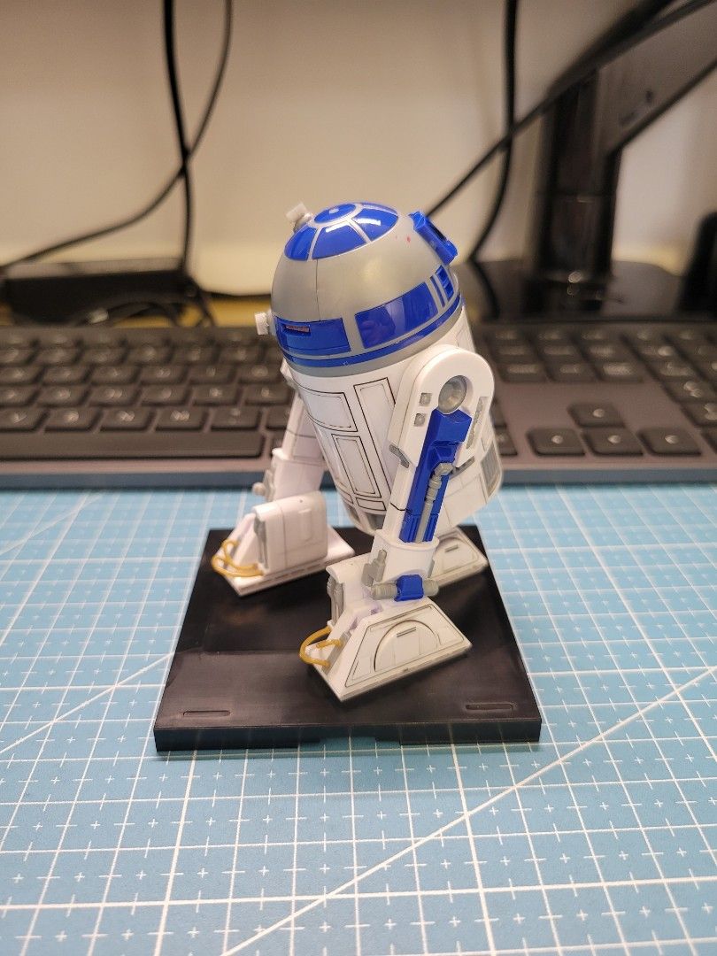 Bandai 1/12 scale Plastic Model Kit - Star Wars BB-8 & R2-D2, Hobbies & Toys, Toys & Games on ...