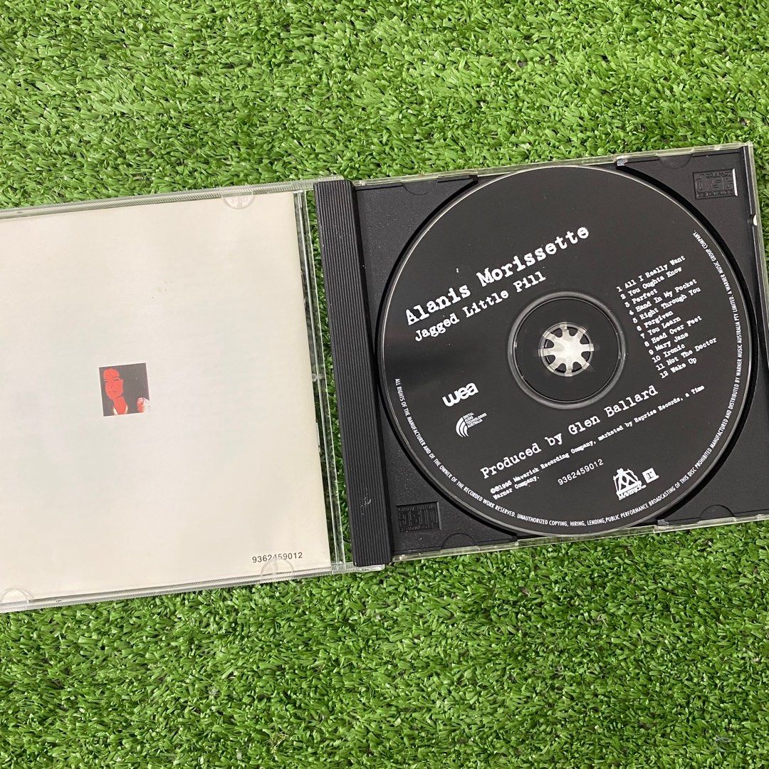 CD ALANIS MORISSETTE jagged little pill, Hobbies & Toys, Music & Media ...