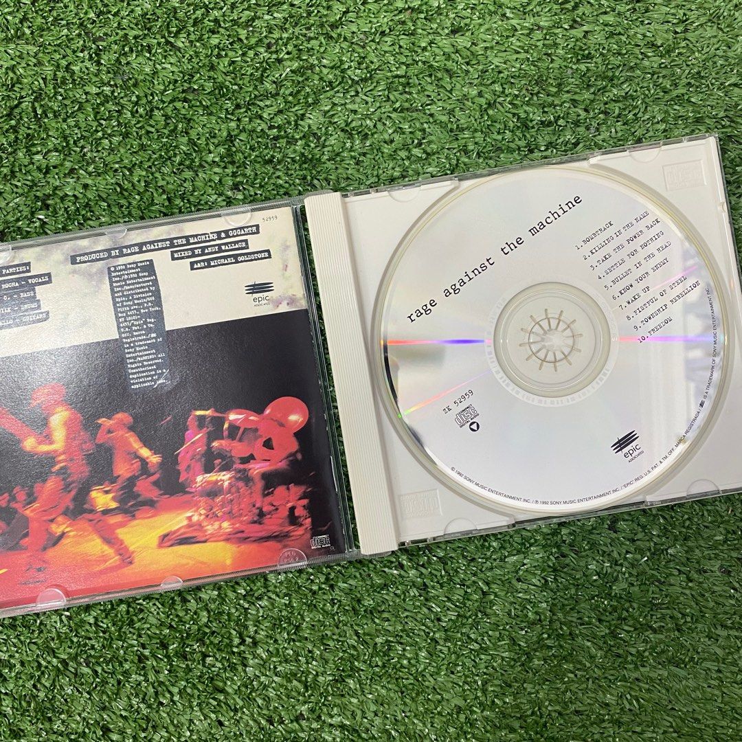 CD RAGE AGAINST THE MACHINE (1st album RATM), Hobbies & Toys, Music ...