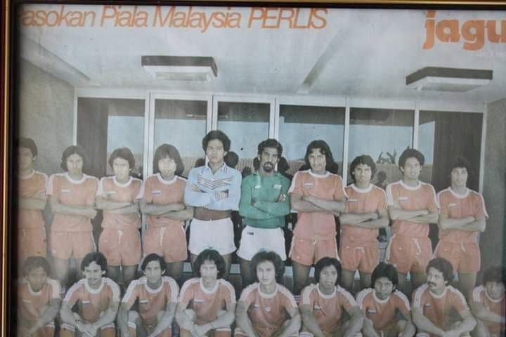 DIY Umbro GK Perlis 1980 Jersi Jersey Jc, Men's Fashion, Activewear on ...