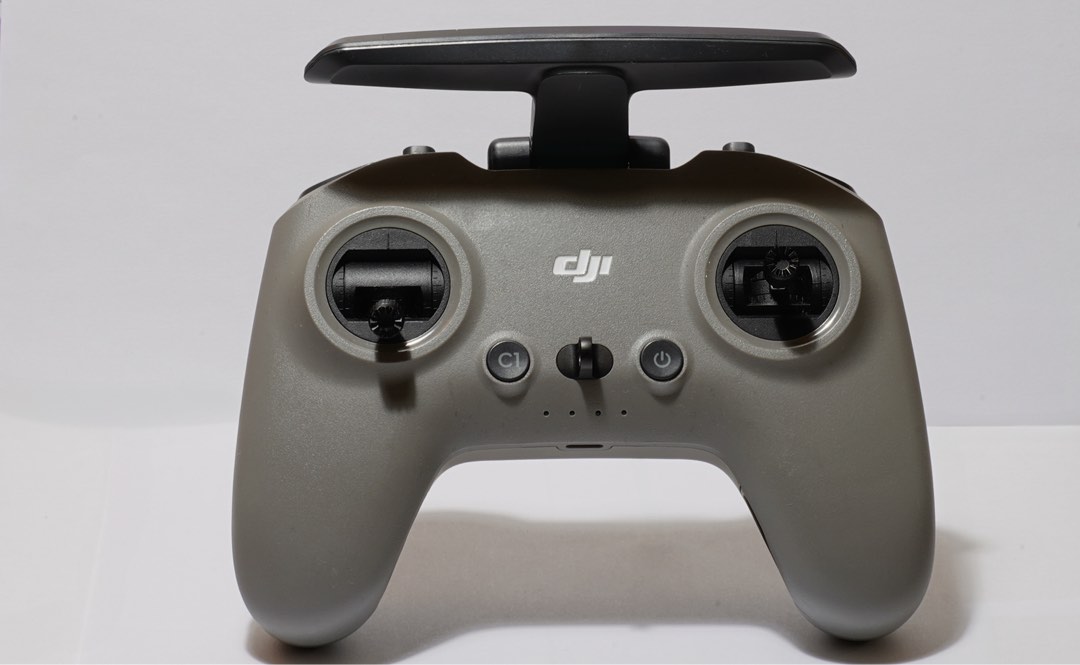 DJI FPV controller 2, 攝影器材, 航拍 - Carousell
