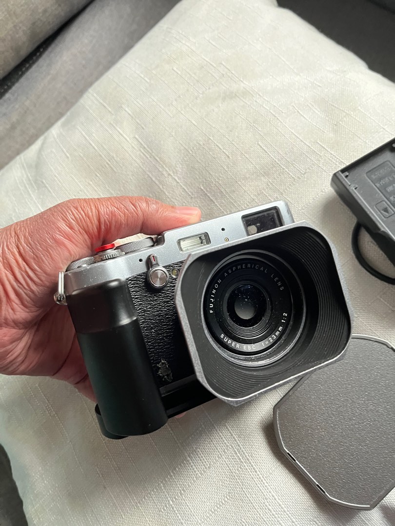 Fujifilm X100T, Photography, Cameras on Carousell