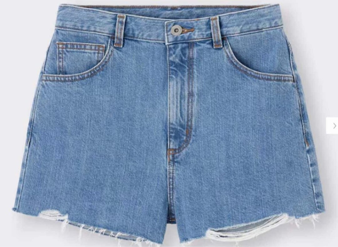 GU denim shorts, Women's Fashion, Bottoms, Shorts on Carousell