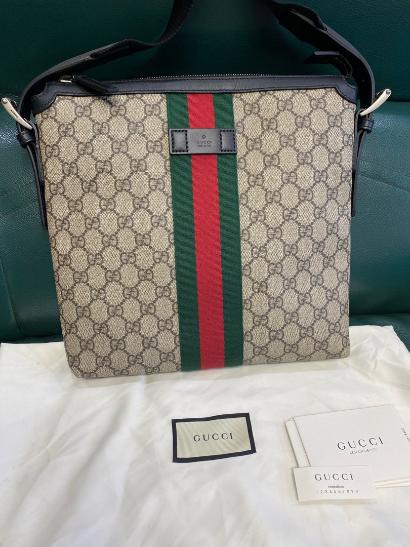 Gucci Sherry GG Supreme Messenger Bag, Luxury, Bags & Wallets on Carousell