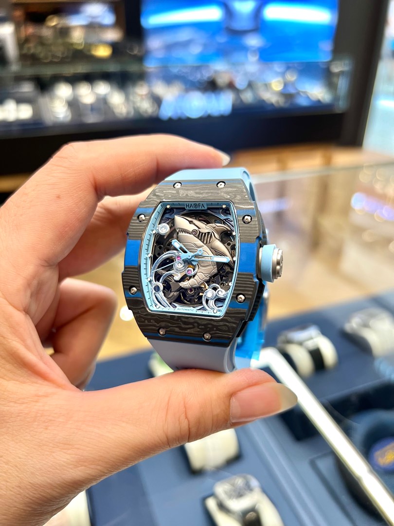 Haofa 1990 Carbon Fiber Shark, Men's Fashion, Watches & Accessories ...