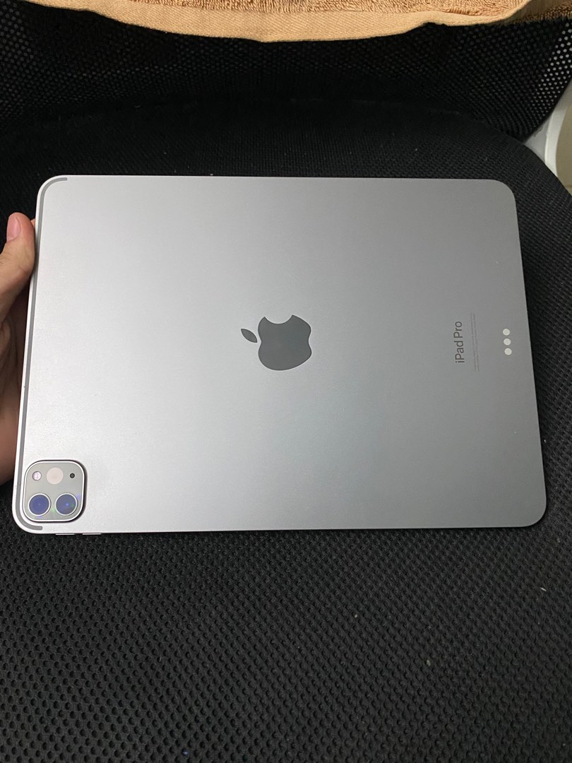 Ipad Pro 11 M2, Mobile Phones & Gadgets, Tablets, iPad on Carousell