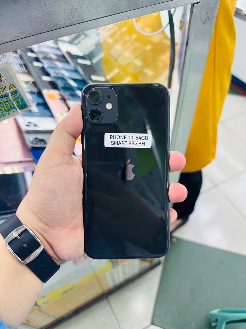 Iphone 11 64gb Smartlocked 85% batt, Mobile Phones & Gadgets, Mobile ...