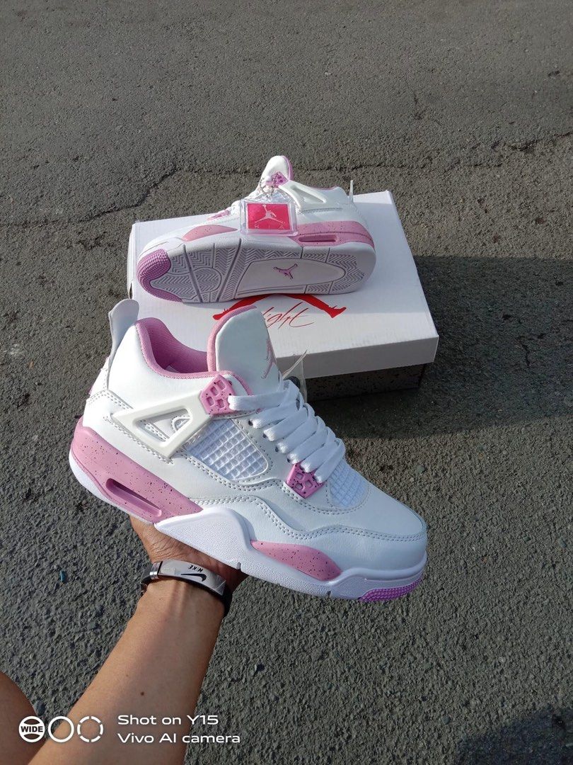 pink j4s