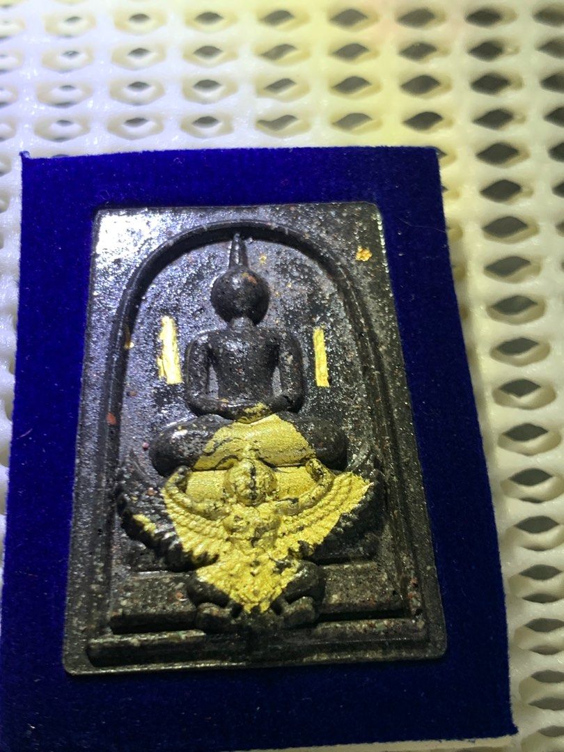 LP pong Somdej Garuda with 2 gold takrut, Hobbies & Toys, Memorabilia ...