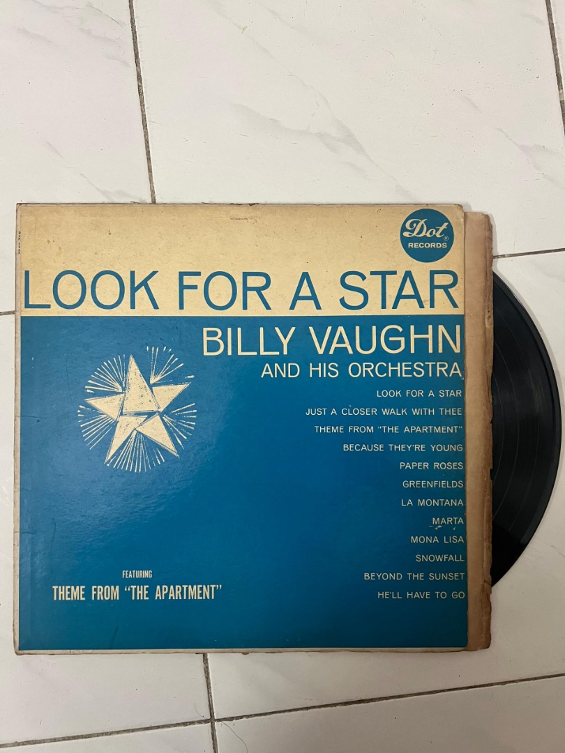 LP Vinyl Record Piring Hitam English Song, Hobbies & Toys, Music ...