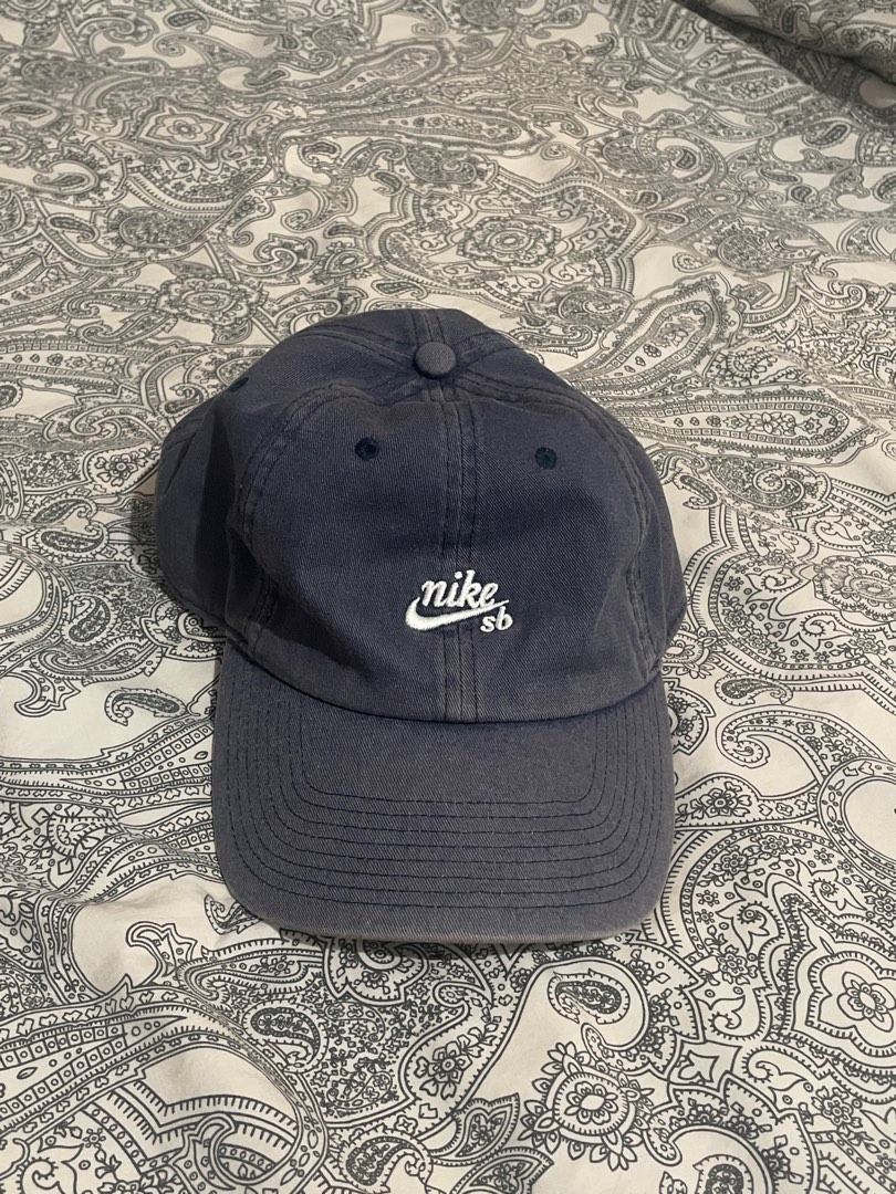 Nike SB cap, Men's Fashion, Watches & Accessories, Caps & Hats on Carousell