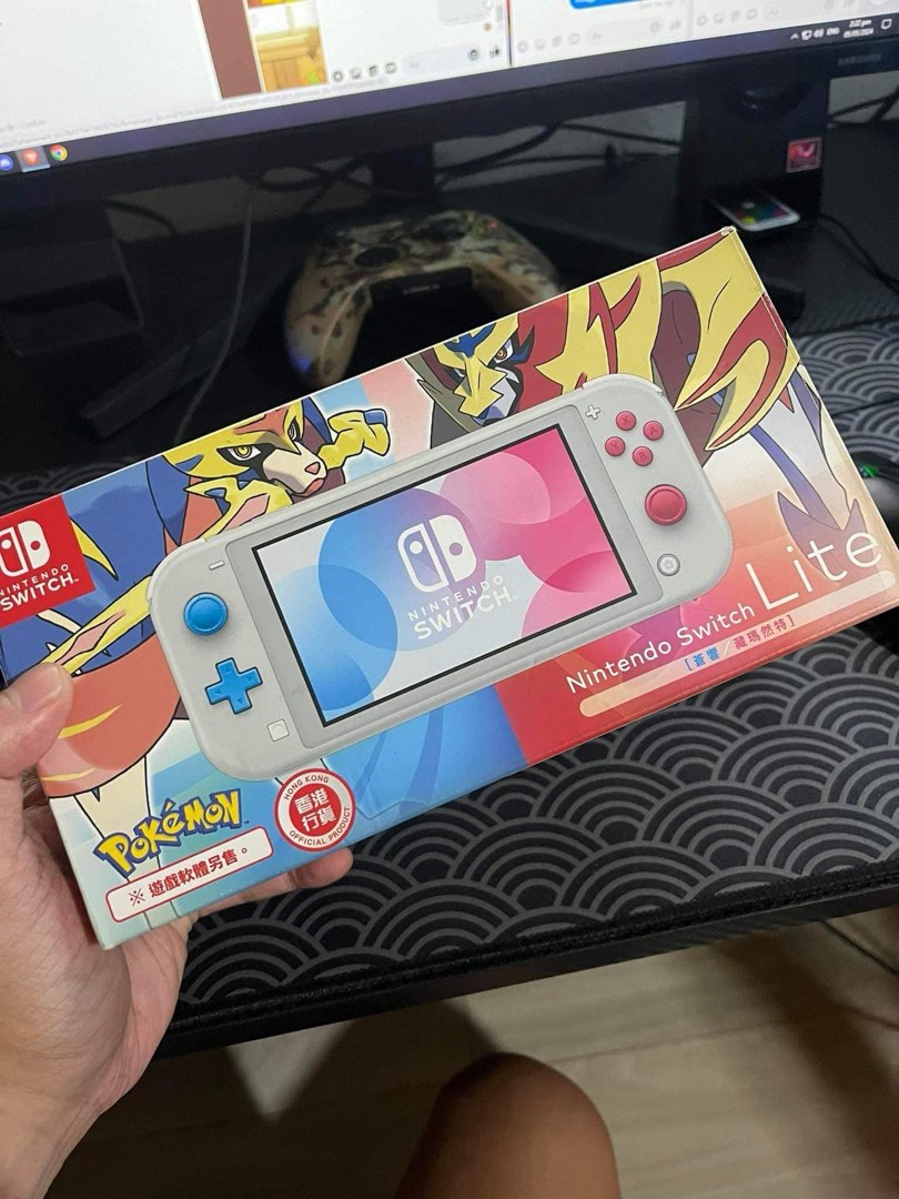 Nintendo Switch Lite (Pokemon sword and shield edition), Video Gaming ...