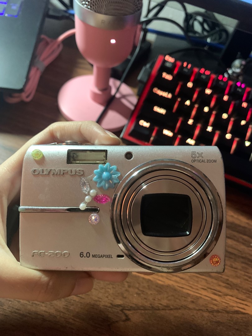 Olympus FE 200, Photography, Cameras on Carousell