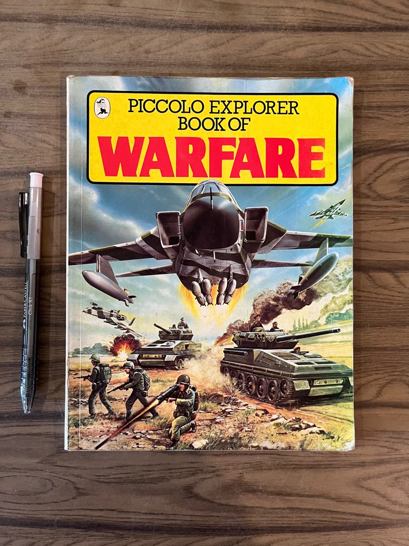 Piccolo Explorer Book of Warfare, Hobbies & Toys, Books & Magazines ...
