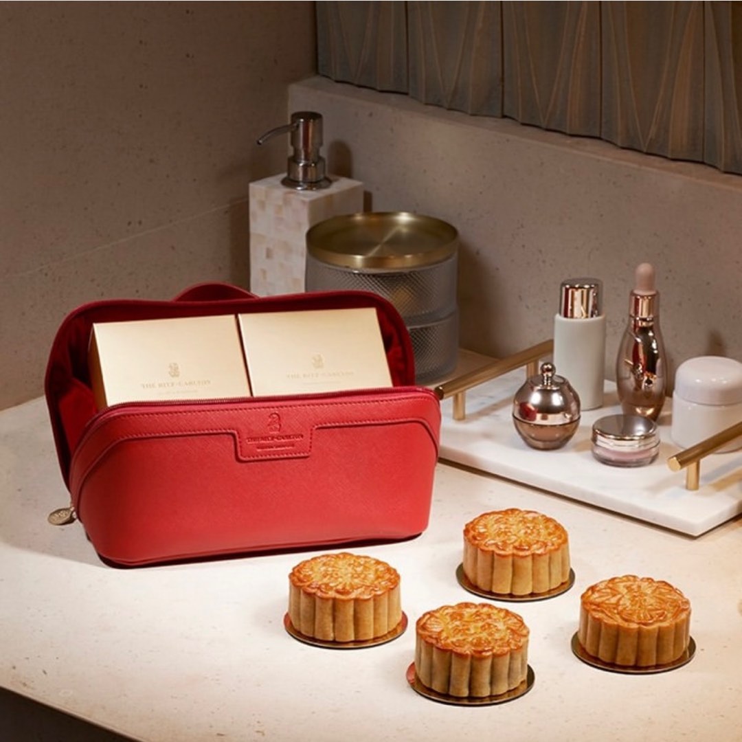 Ritz Carlton 2024 Mooncake box, Women's Fashion, Jewelry & Organisers ...