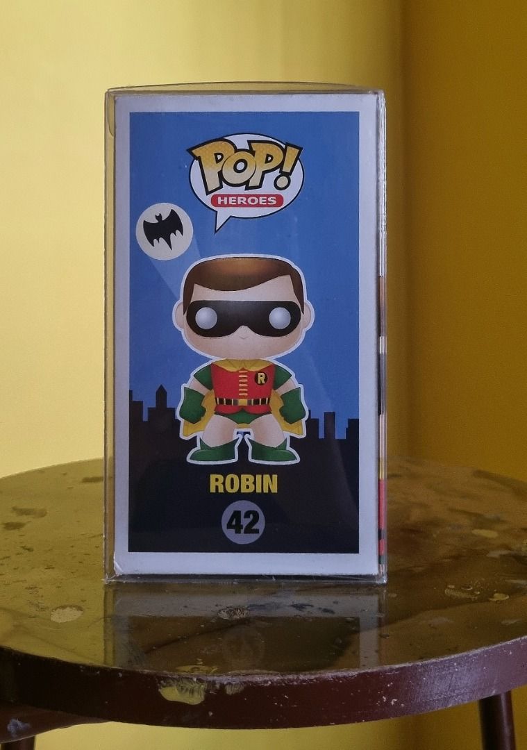 Funko pop robin 1966 store