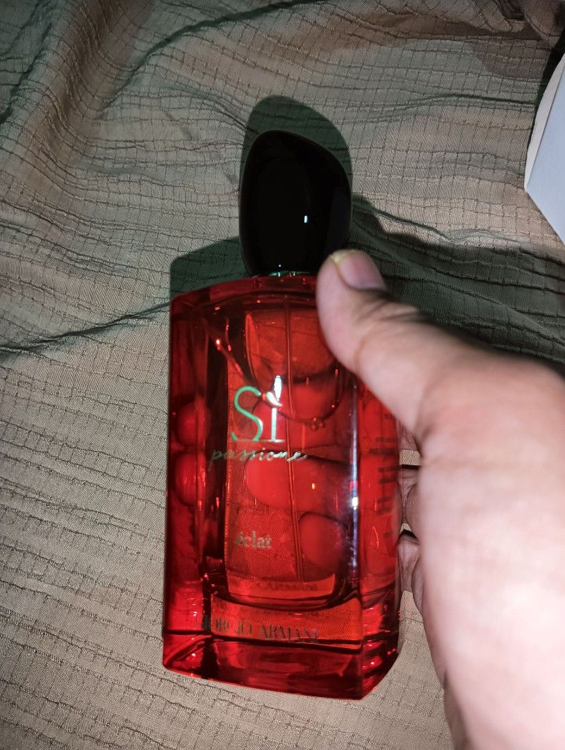 Si Passione Eclat De Parfum, Beauty & Personal Care, Fragrance ...