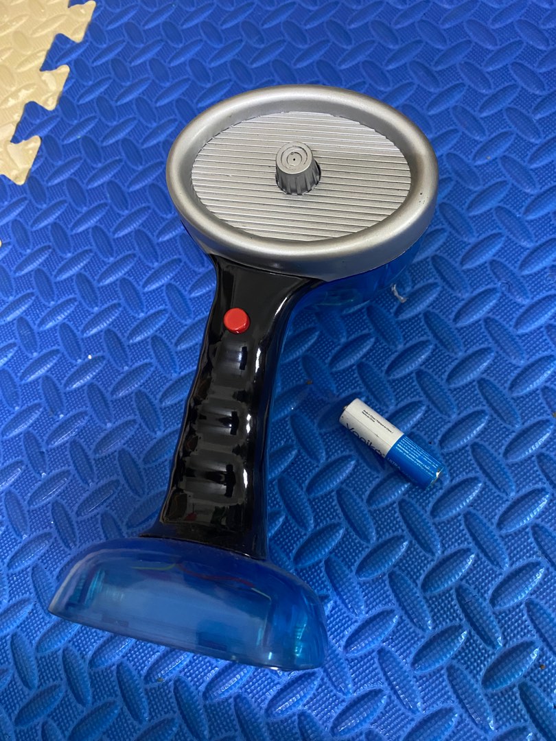 Squizz Water Spray Games, Hobbies & Toys, Toys & Games on Carousell