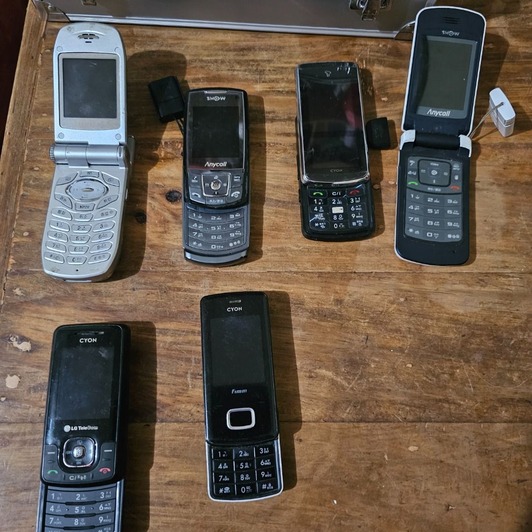 Untested Korean Phones, Hobbies & Toys, Memorabilia & Collectibles, J ...