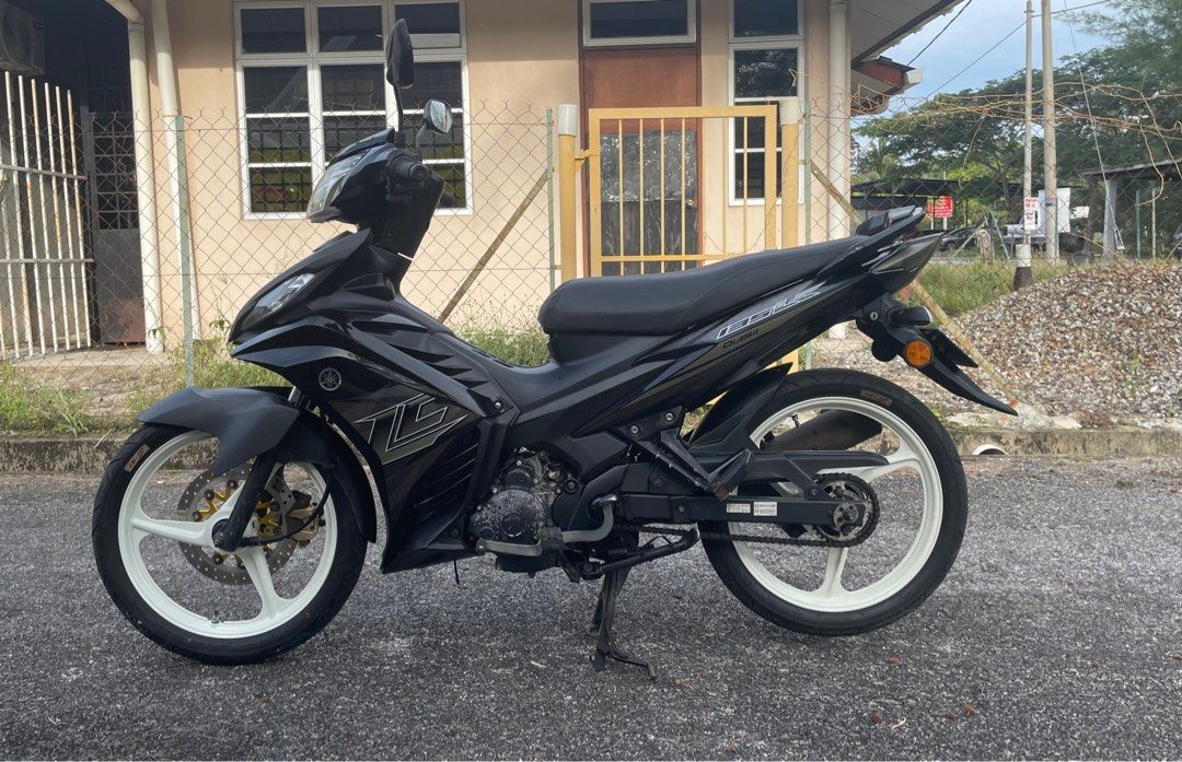 YAMAHA LC135 v5 2018, Motorbikes on Carousell