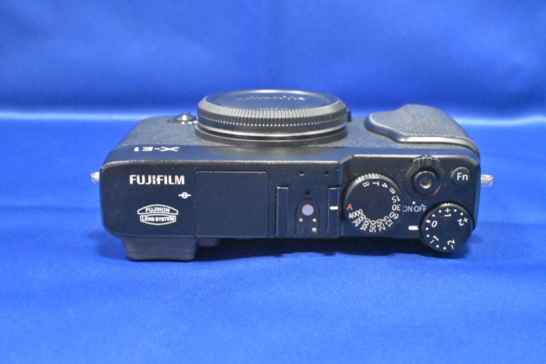 新淨 Fujifilm X-E1 輕巧機身 復古設計 抵玩富士 旅行一流 可換鏡頭 新手合用 XE1, 攝影器材, 相機 - Carousell