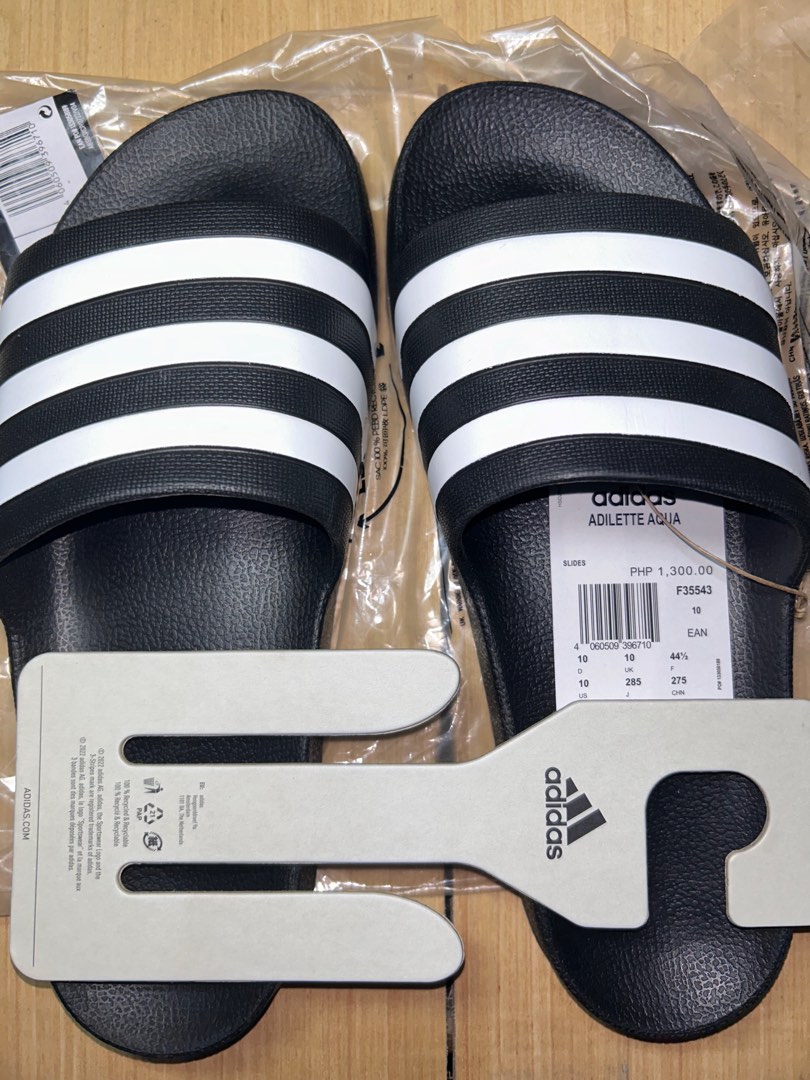 Adidas Adilette, Men's Fashion, Footwear, Slippers & Slides on Carousell