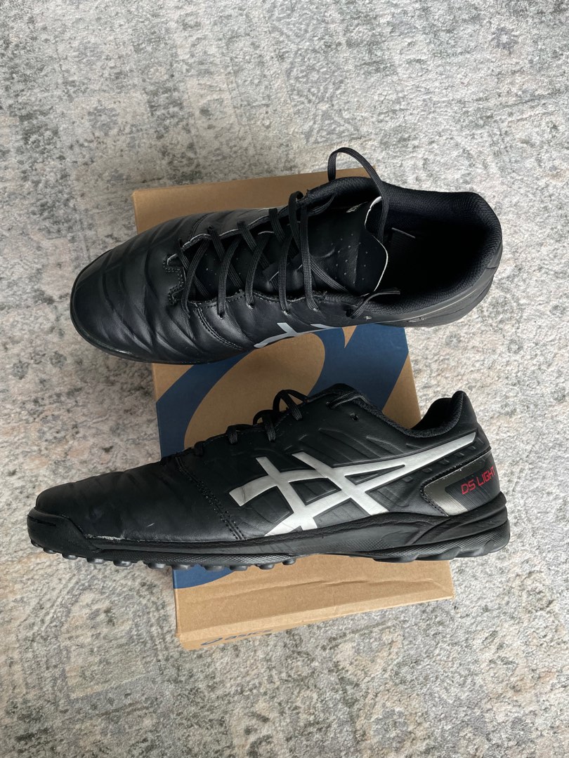 Asics DS Light Club Turf, Men's Fashion, Footwear, Sneakers on Carousell
