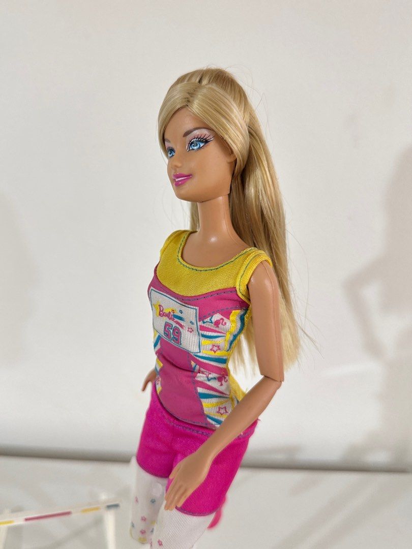 Barbie I Can Be Team Olympic Track and Field Doll, Hobbies & Toys, Toys ...