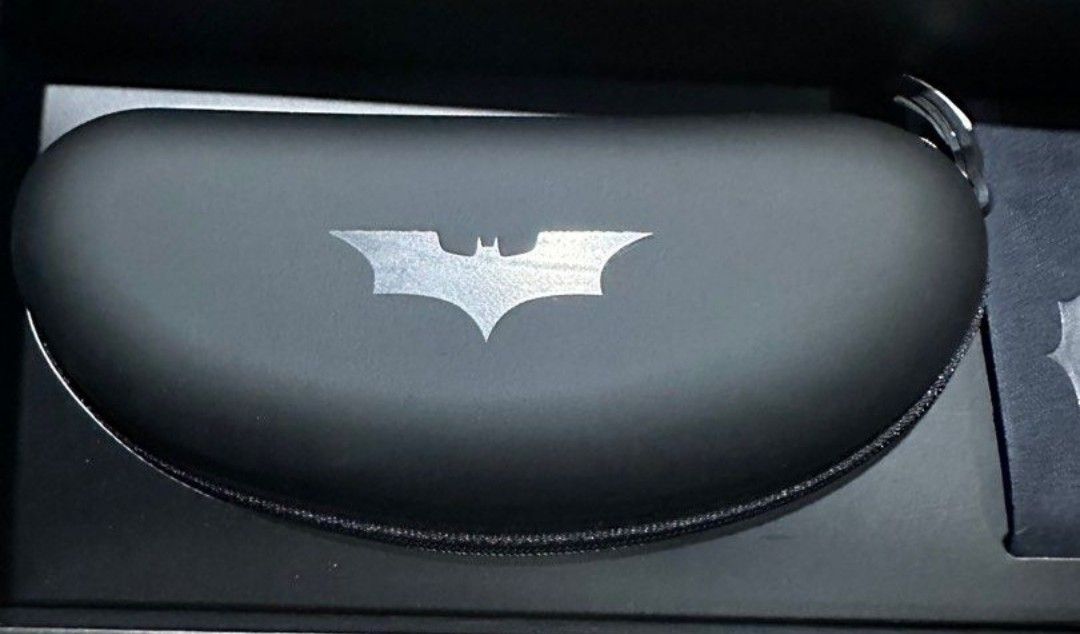 BNIB sealed lenskart x Batman case, Men's Fashion, Watches ...