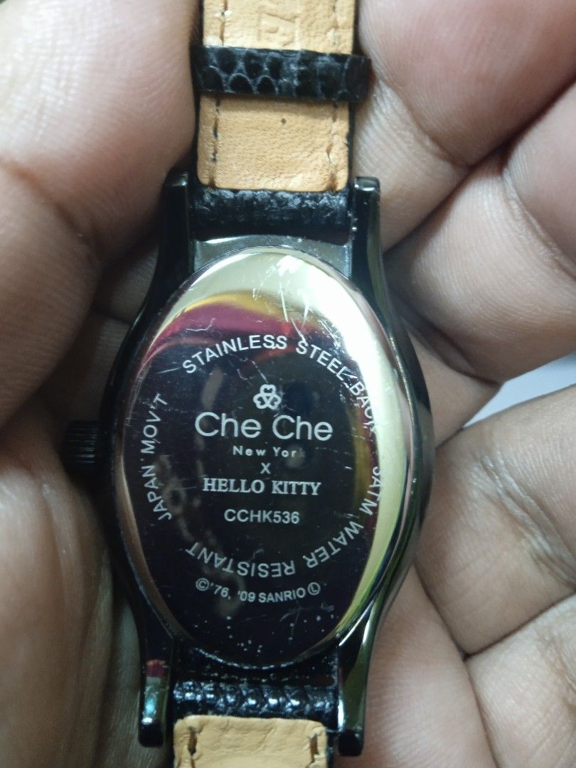Che Che New York X hello kitty (colab), Women's Fashion, Watches ...